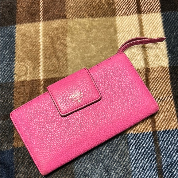 Fossil | Bags | Fossil Pink Pebbled Leather Wallet Bifold | Poshmark